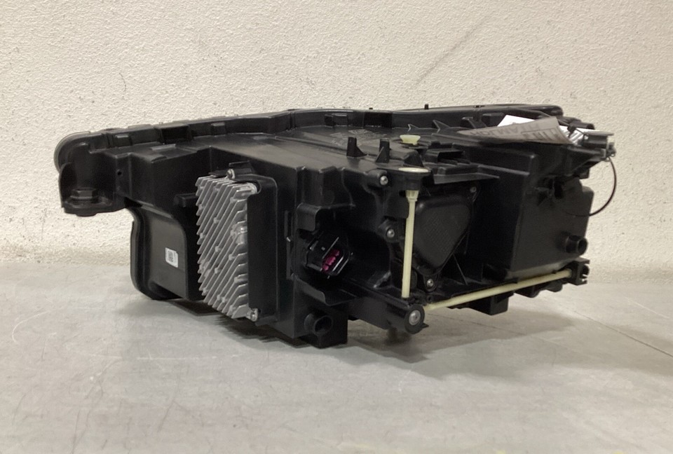 2022 2023 Audi Q4 E-Tron Opt 8IY Matrix LED Headlight Right Used OEM ...