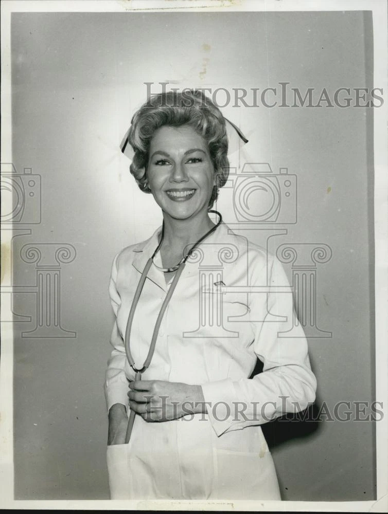 Jeanne Bates