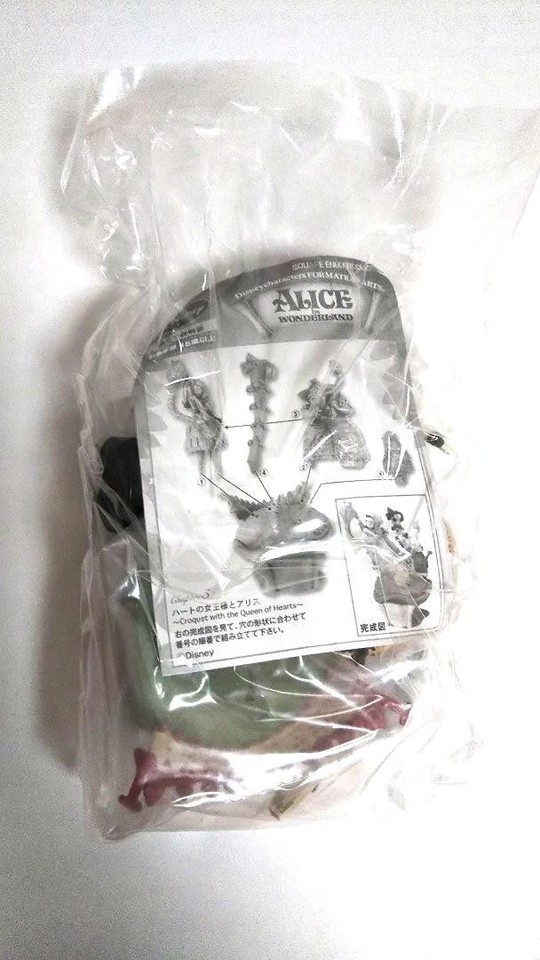 Disney Alice in Wonderland Queen of Hearts and Alice Square Enix Doll ...