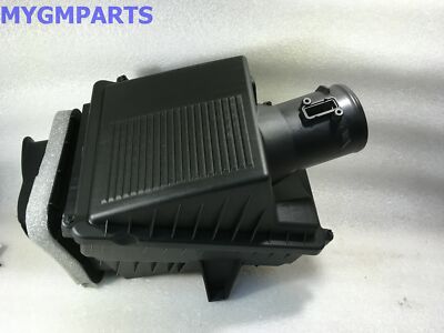 2015-2016 Cadillac Escalade Air Cleaner Assembly | 23192713 | OEM | GM