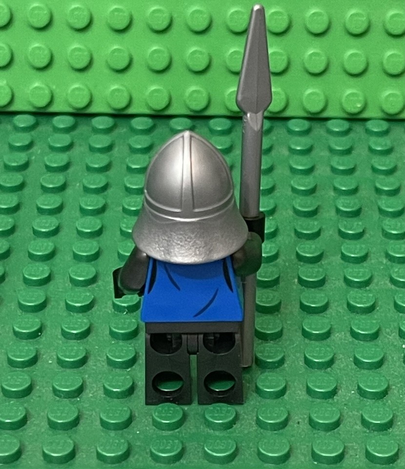 Lego Castle Female Guard Mini Figure With Black Falcon Shield Pattern ...