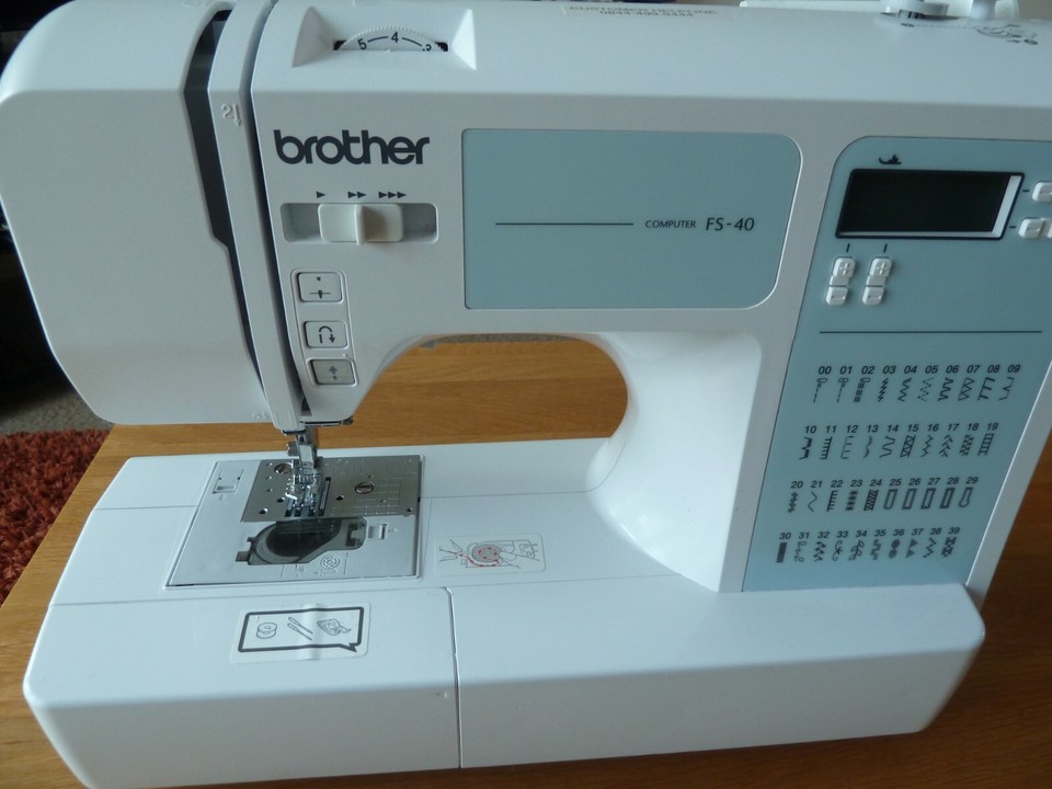 Brother FS-40 Computerised Sewing Machine, extension table, walking ...