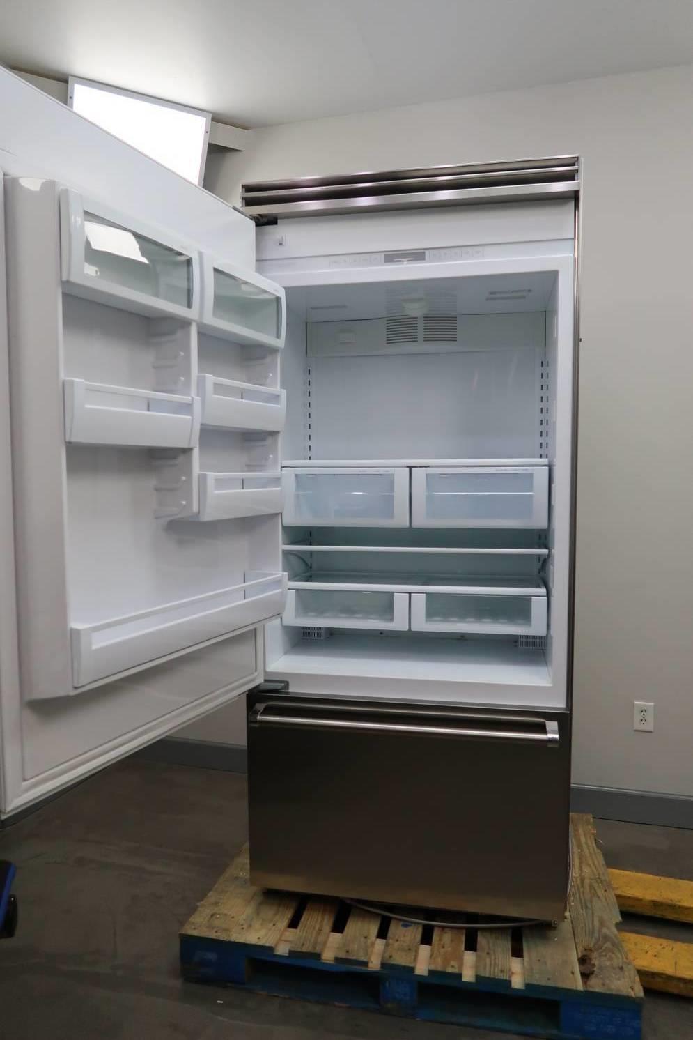 Viking Professional 5 Serie '20 36" Stainless Built-In Refrigerator ...