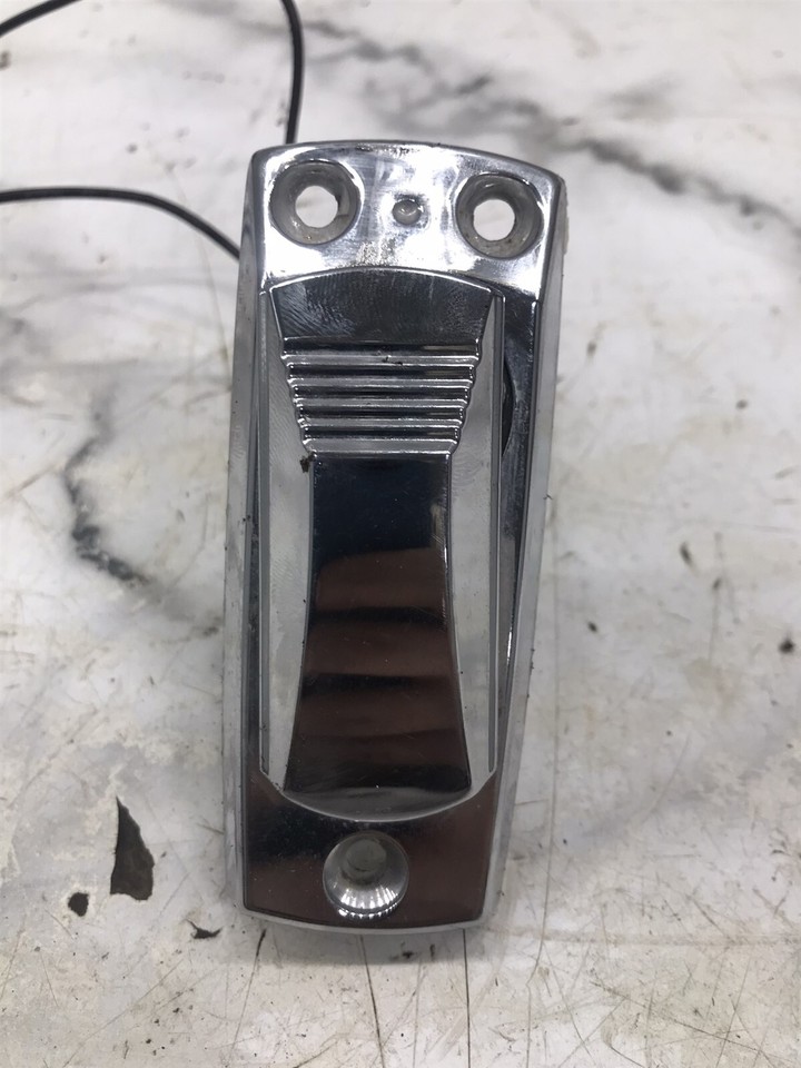 95 Bayliner Capri 1952 Boat Attwood stern anchor light base post socket ...