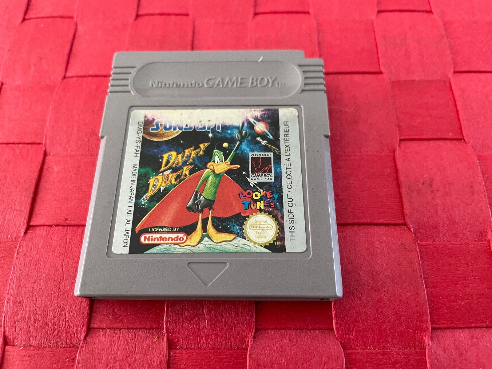 Daffy Duck Game Boy - Prix - Photo - Présentation