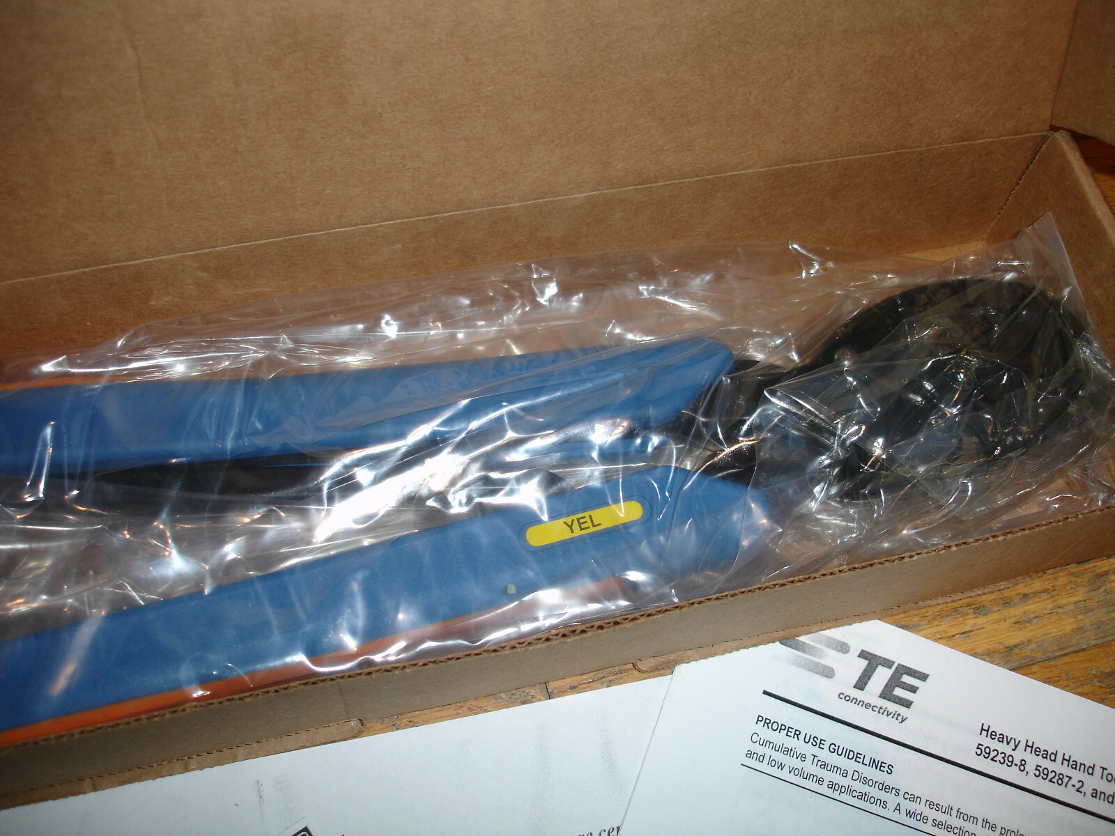 AMP 59239-4 MIL-SPEC Crimper Tool for PIDG/ PLASTI-GRIP 10-16 AWG ...