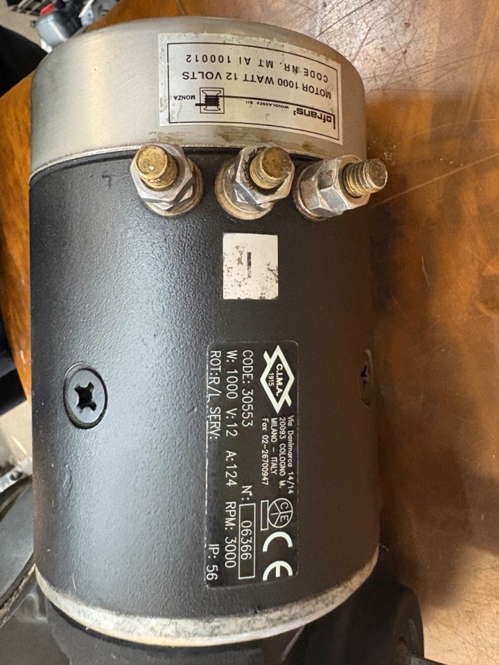 LOFRANS PROGRESS 1 ANCHOR WINDLASS 1000W 12V SN#29339 GYPSY 5/16" G40 ...