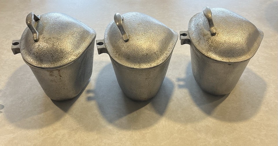 Vintage Century Silver Seal Hammered Cast Aluminum Triangle Heart Pots ...