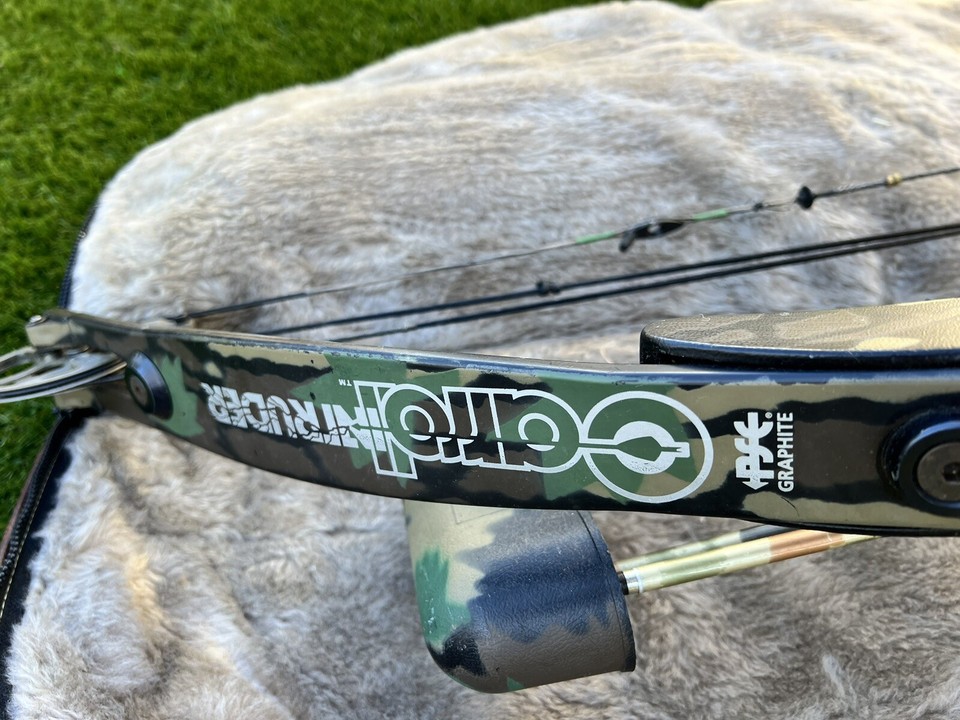 PSE Carroll Intruder Compound Bow Archery Hunting w/ Case 31”, 50-70lb ...