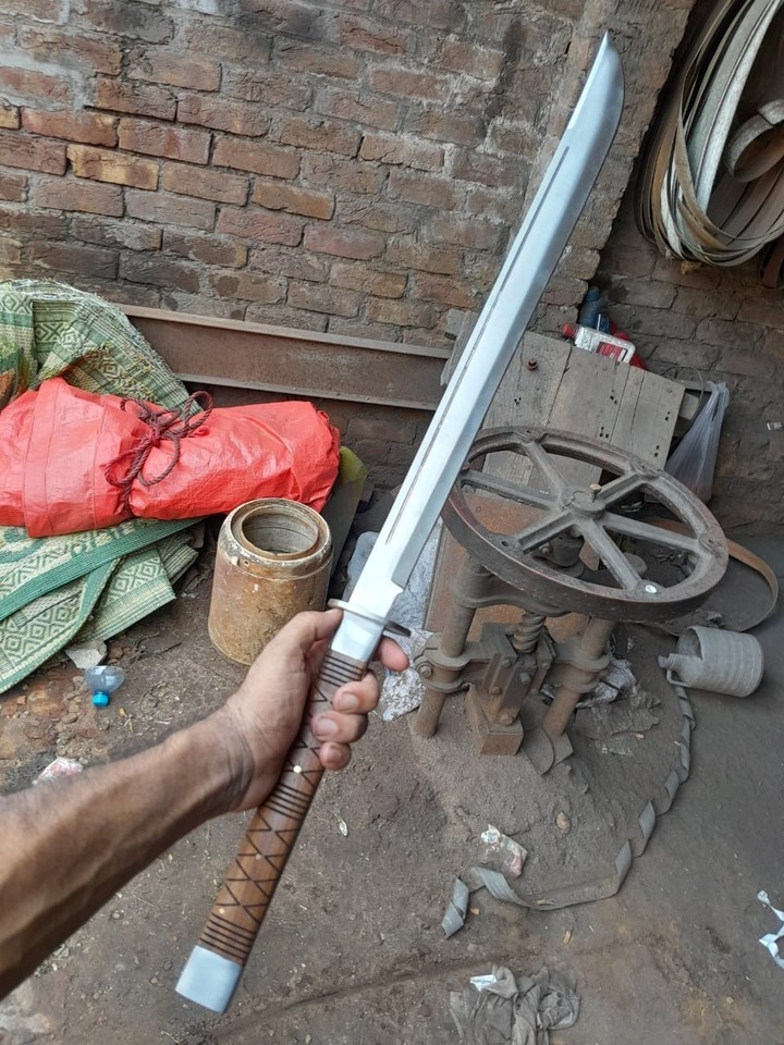 CUSTOM HANDMADE D2 TOOL STEEL COMBAT VIKING SWORD WARRIOR SWORD WITH ...