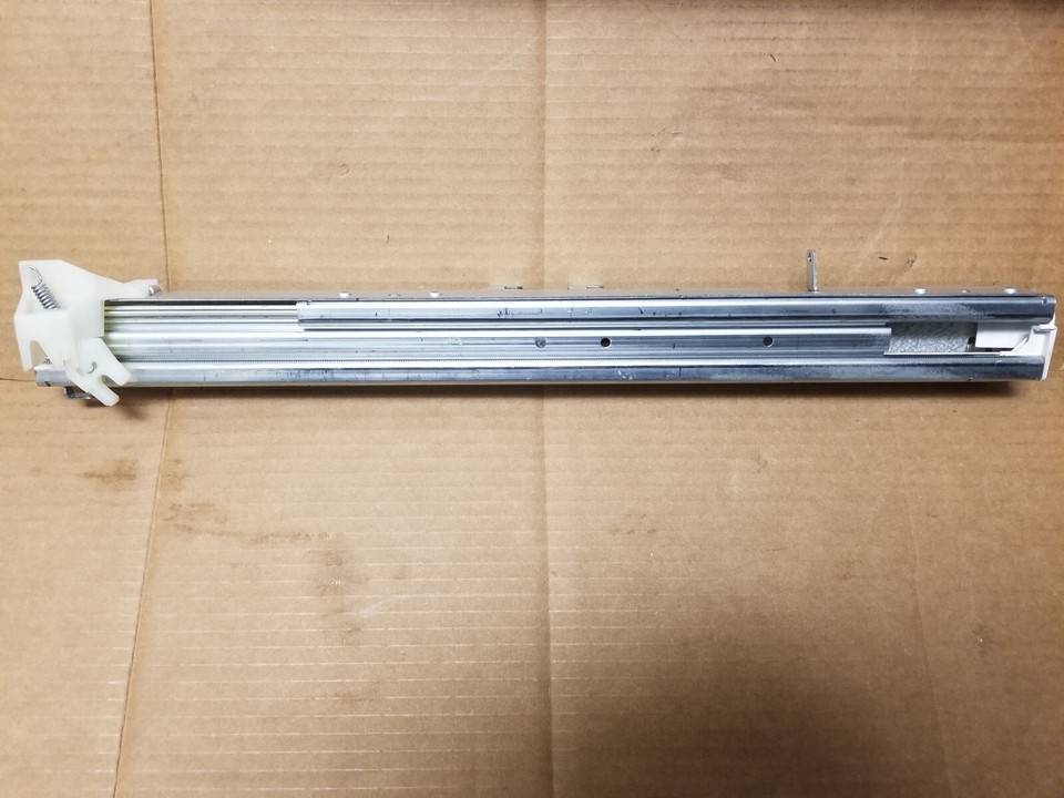 524116 Original Fisher & Paykel Dishwasher Drawer Rail - Lower LEFT ...