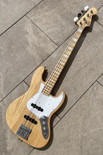Fender Japan ‘75 reissue Jazz Bass, upgrades CIJ, John East Preamp ...