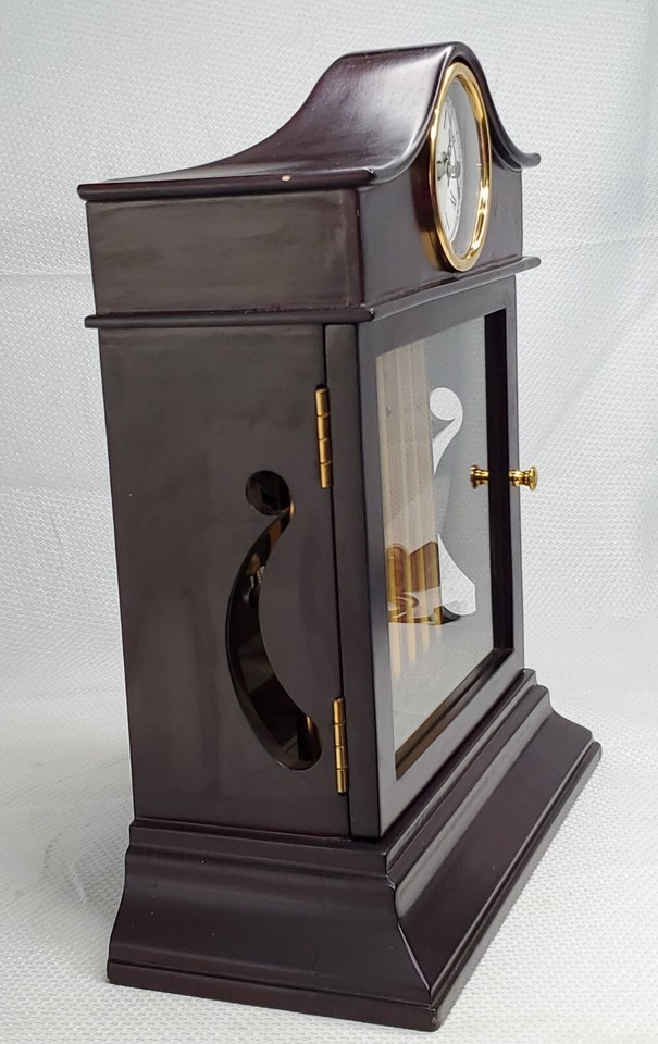 Mr. Christmas Grand Chime Clock Gold Label Collection 30 Songs Chimes ...