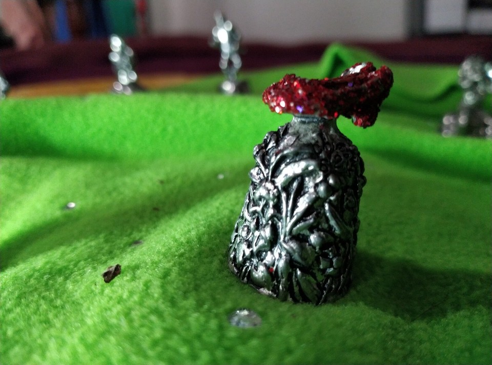 WIZARD OF OZ PEWTER (12) THIMBLES DOROTHY GLINDA TOTO WITCH RARE ...