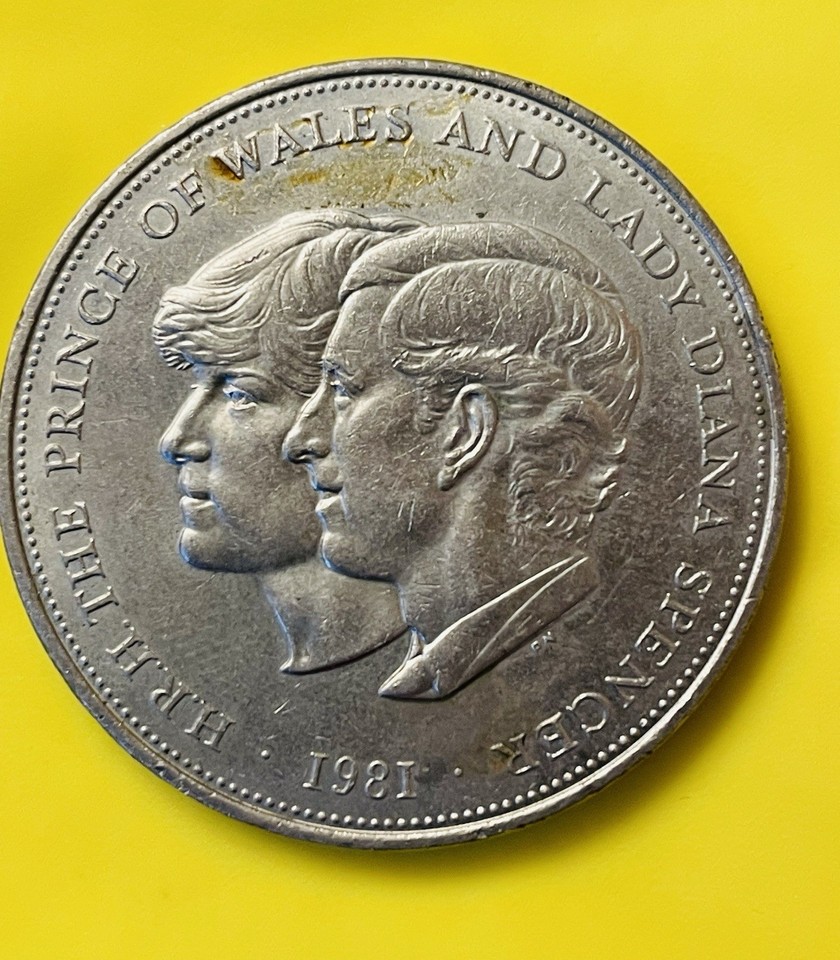 1981 The Prince Of Wales And Lady Diana Commemorative Coin. " very Rare ...