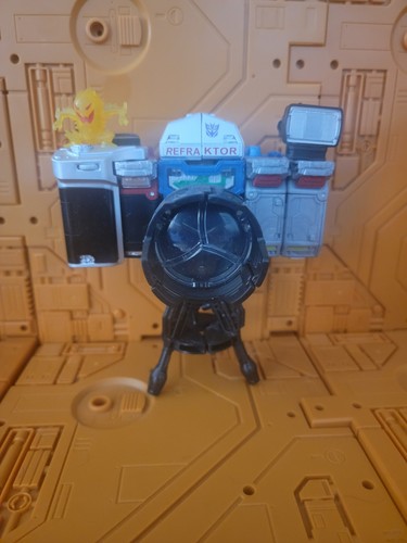 Transformers Siege Deluxe Reflector Refraktor Reconnaissance Team ...