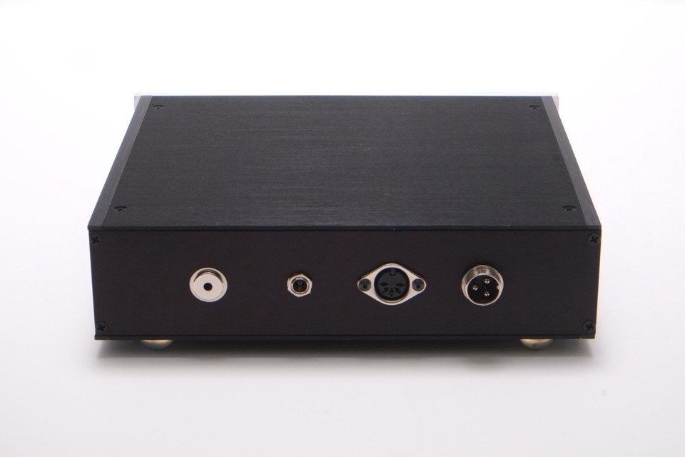 SOTA Cosmos Eclipse Turntable w Vacuum + Origin Live Illustrious Mk3 ...