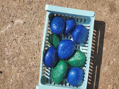 6 Dark Blue And 3 Emerald Green Sparkly Rocks For Walkway, Flower Bed ...