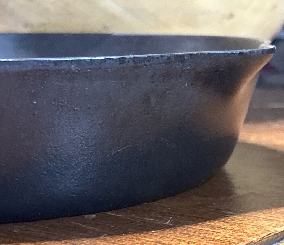 Cast Iron Vintage Favorite Piqua Ware No 8A Cast Iron Skillet | eBay