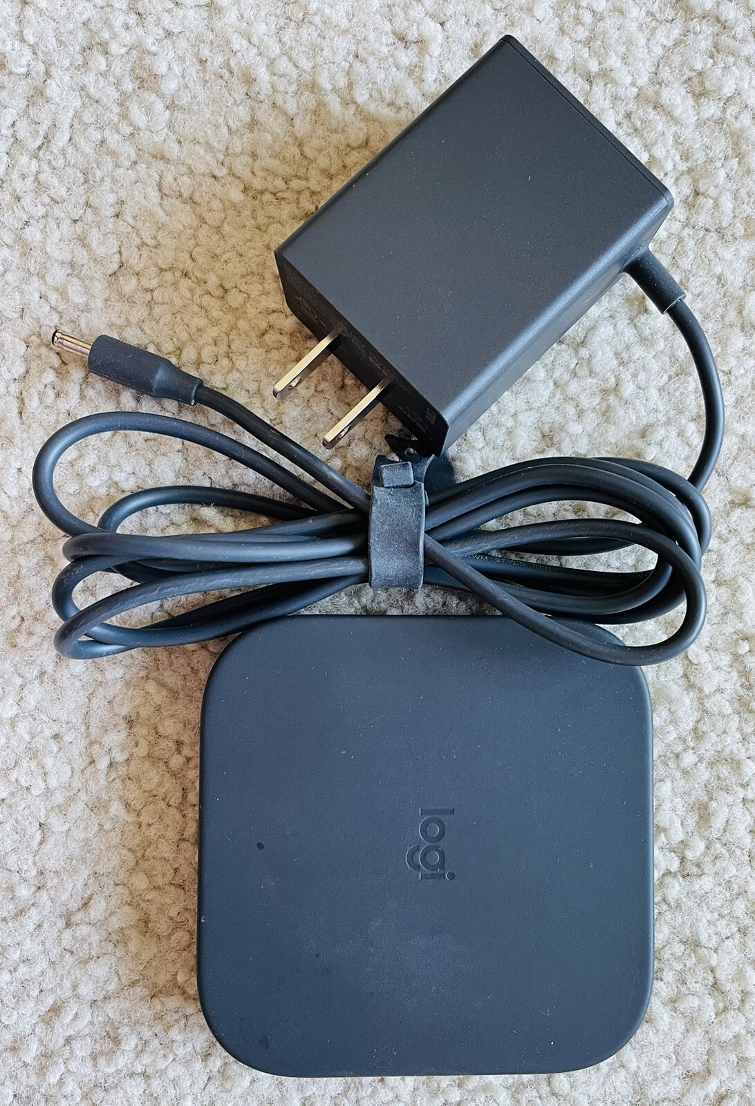 Logitech POWERED PAD 10W wireless charger for phones, AirPods®, and ...