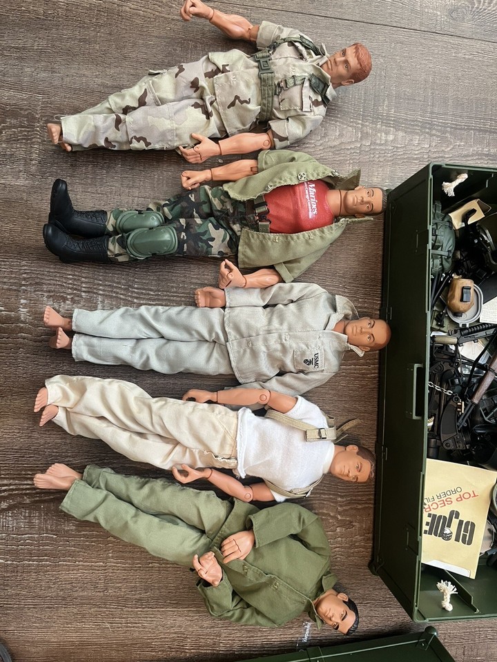 2 GI Joe Plastic Footlocker Filled with 1/6 Scale Fits 12" Figures ...