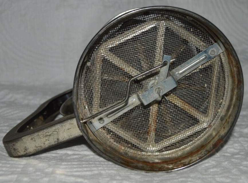 Vintage Flour Sifter, Powdered Sugar Sifter - Screen Mesh Metal Handle ...