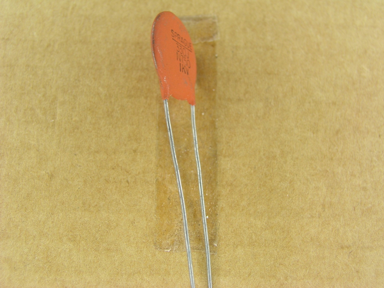 S00943 (4 Piece Lot) 330 pf 1KV +-5% leaded ceramic capacitor | eBay