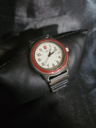 Swiss Army Adventure Team Marlboro Watch READ | eBay