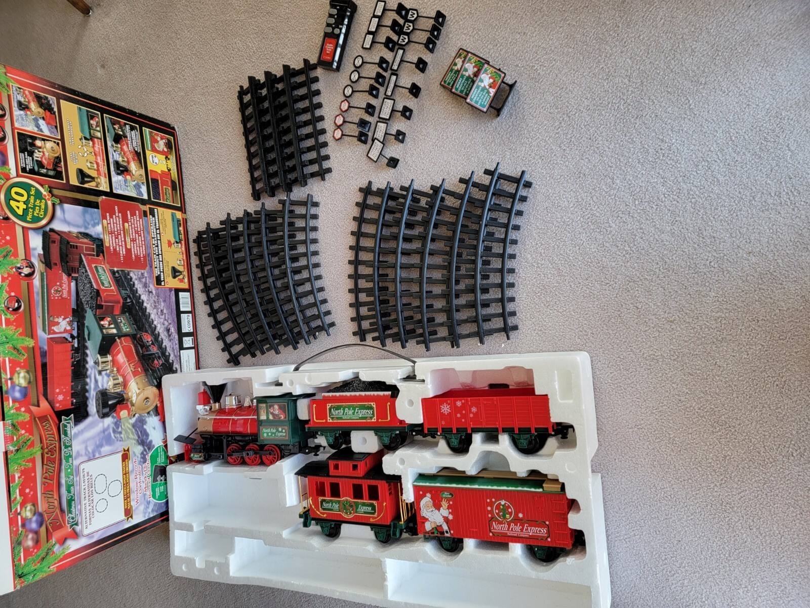 North Pole Express Christmas Train Set Complete 40 Pc Set Tested ...