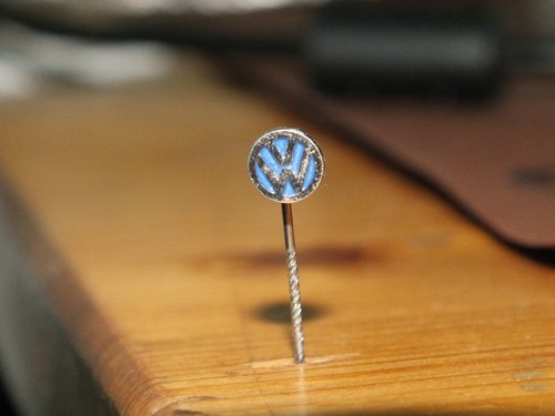 VW Volkswagen Anstecker Anstecknadel Nadel Pin Pins rar Auto Logo rund ...