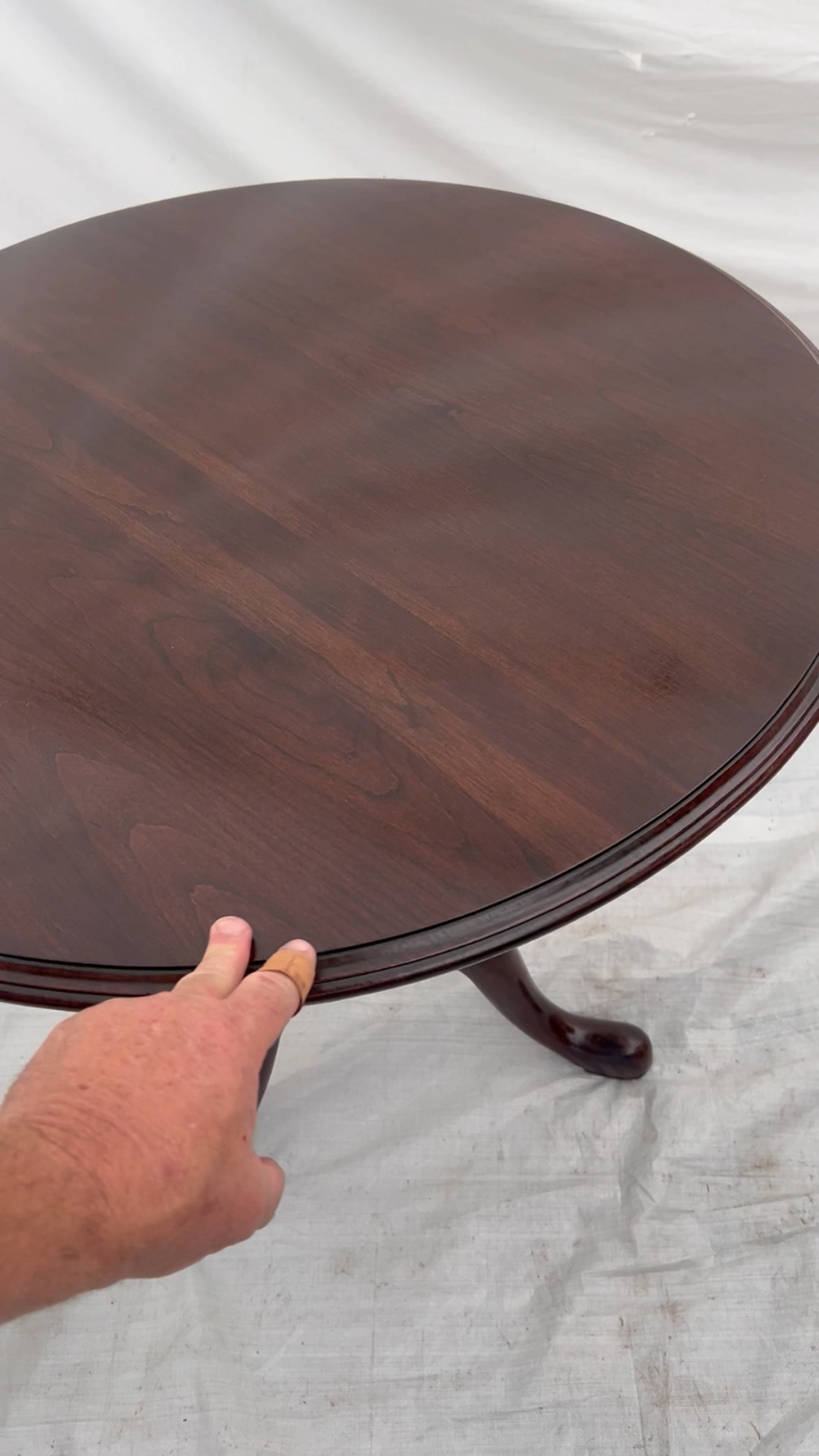 Vintage Ethan Allen Round Tea Table Spinning pedestal Mahogany Entry ...