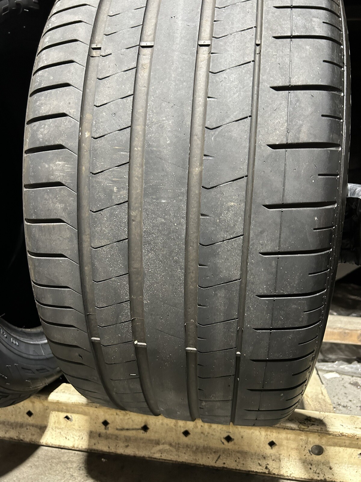 325/30/ZR23 PIRELLI PZERO PZ4 TIRE LAMBORGHINI URUS 109Y XL (USED) | eBay