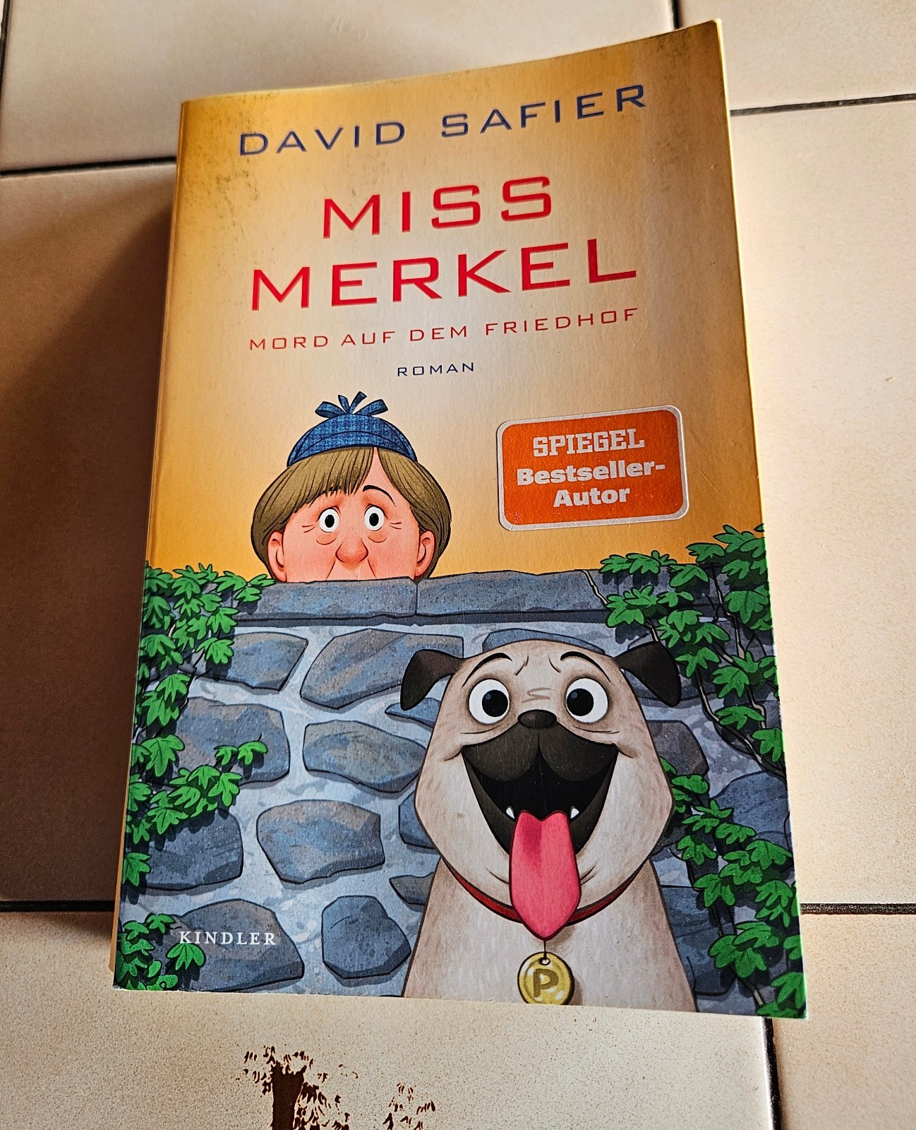 David Safir - Miss Merkel - Mord auf dem Friedhof - Humor | eBay.de