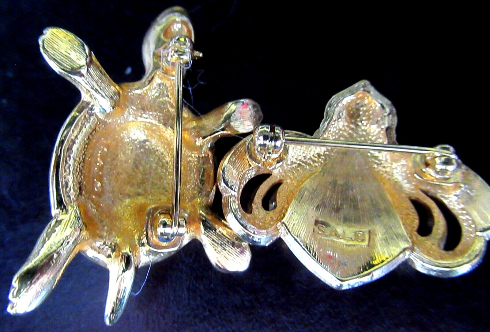 SAL SWAROVSKI Figural Turtle & Bee Crystal Vintage Pi… - Gem