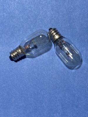 2 Sewing Machine Light Bulb’s for Older Models That Use Screw In Type 7 ...