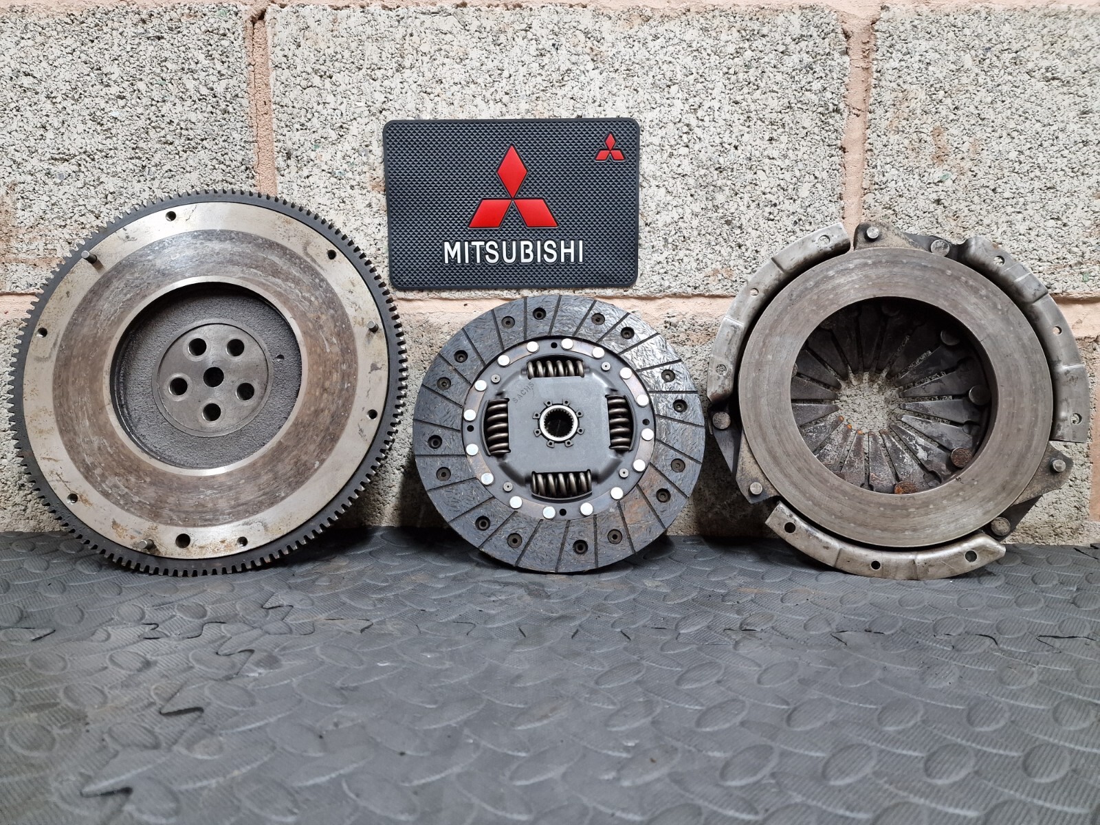 Mitsubishi Colt CZT CZC Ralliart Version R Flywheel, Clutch & Pressure ...