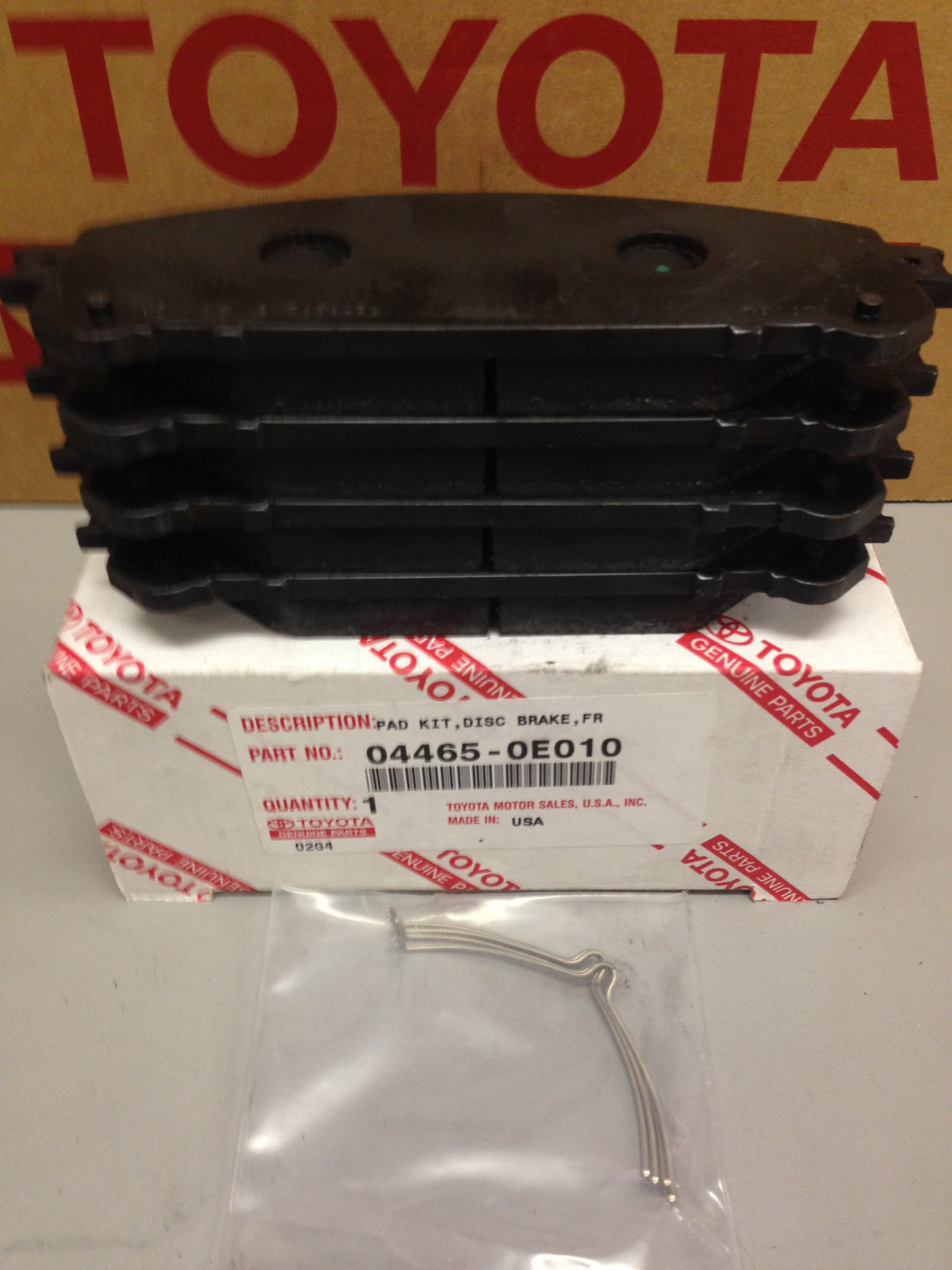 2014 - 2019 HIGHLANDER FRONT Brake Pads NEW genuine Toyota OEM 04465 ...