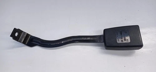 5P0857755E Left Front Seat Belt Hitch for SEAT LEON (1P1) Sport 2005 ...