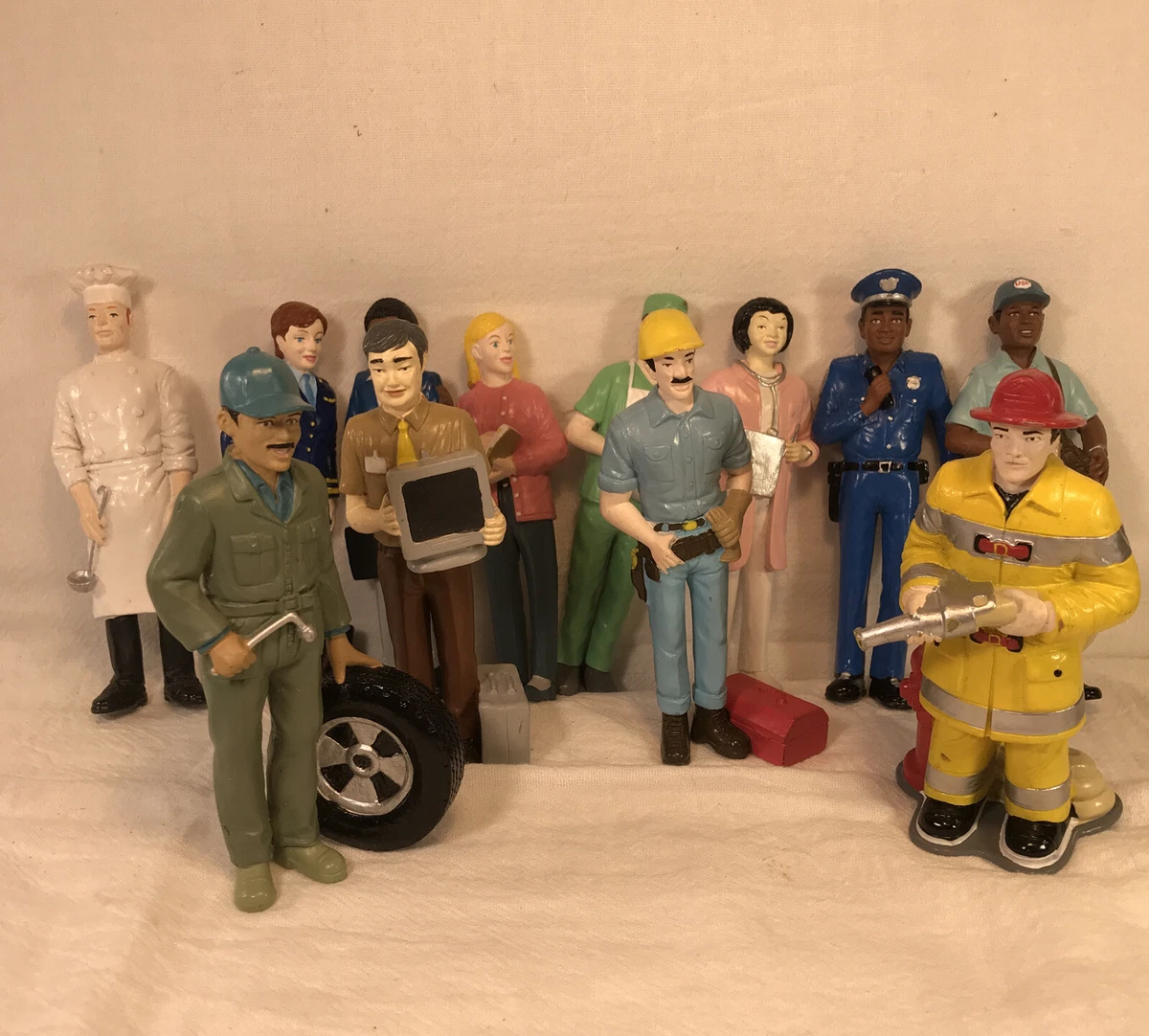 Community People Dolls