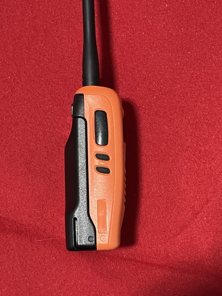 Kenwood TK-5220-K P25 Digital VHF Radio 136-174MHz With New Battery ...