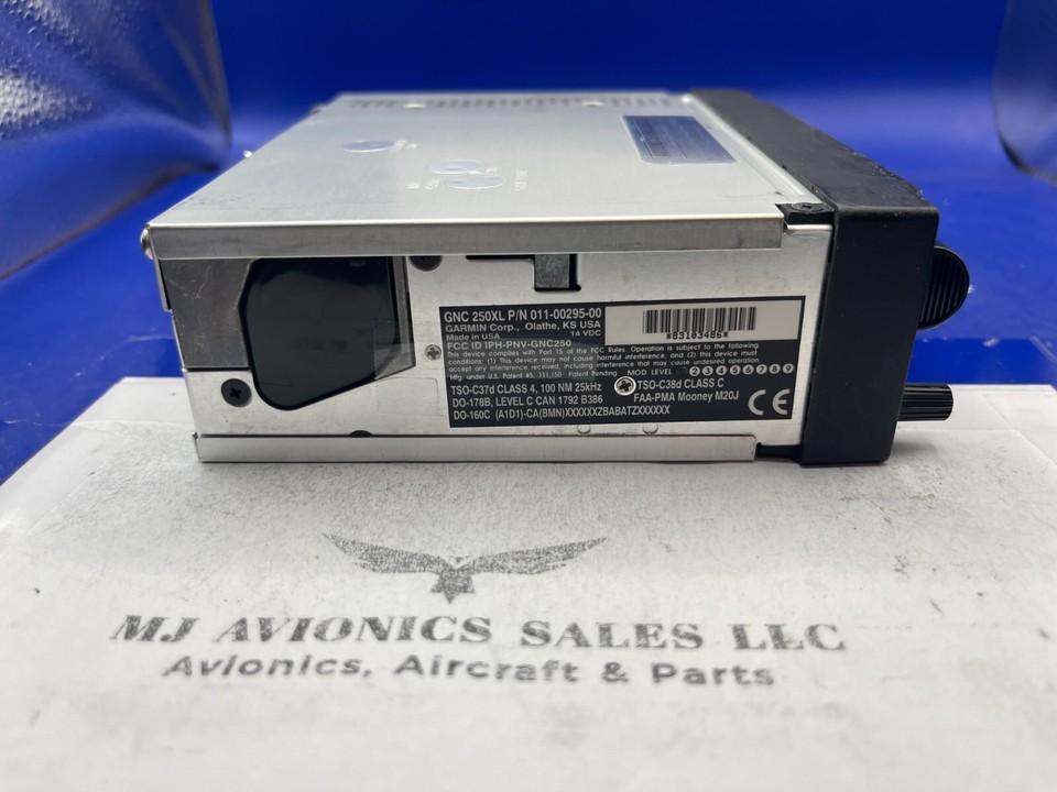 GARMIN GNC 250XL GPS/COMM 14 VDC P/N 011-00295-00 WITH FRESH FAA FORM ...