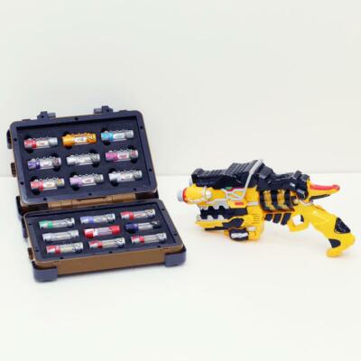 BANDAI Power Rangers Dino Charge Deluxe Dino Charge Morpher 18 pics Box ...