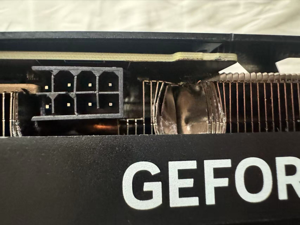 BAD PNY GeForce RTX 4070 VERTO Dual Fan 12GB GDDR6X Graphics Card ( AS ...