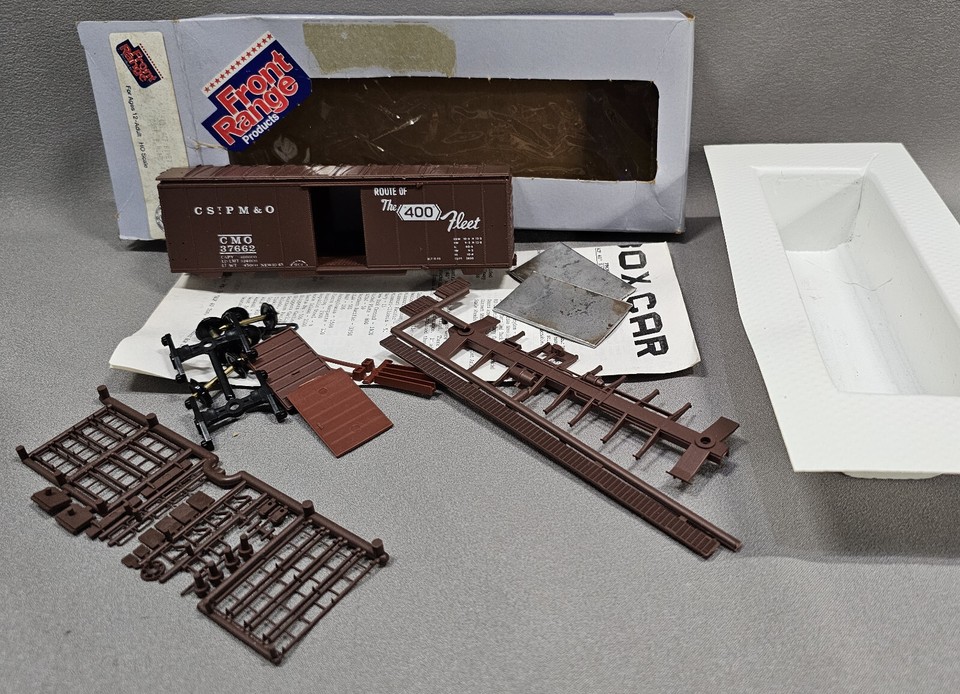 NOS Front Range HO Scale CStPM&O 40' Rivet Side Box Car Kit 4088 CMO ...