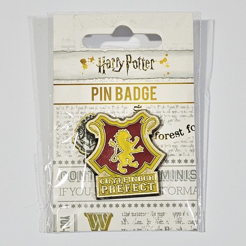 Magic World HARRY POTTER GRYFFINDOR Prefect Pin | eBay
