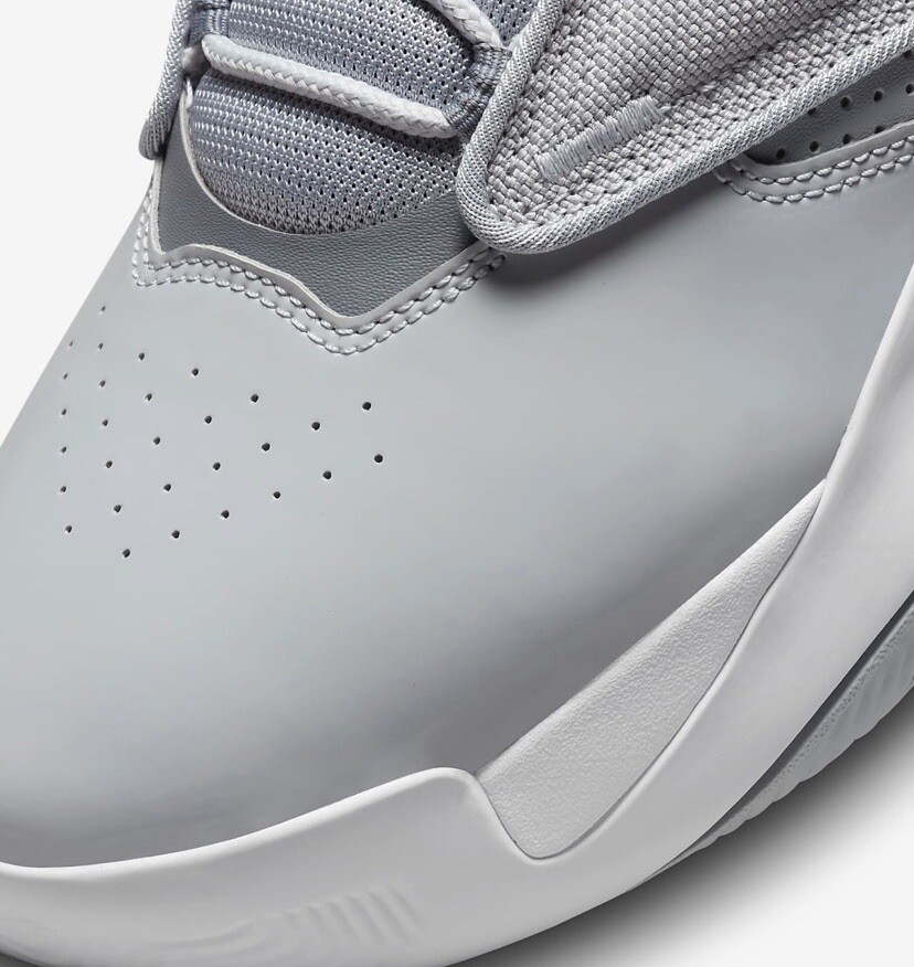 New NIKE Jordan Max Aura 4 Cool Gray White Black Wolf Gray Basketball ...