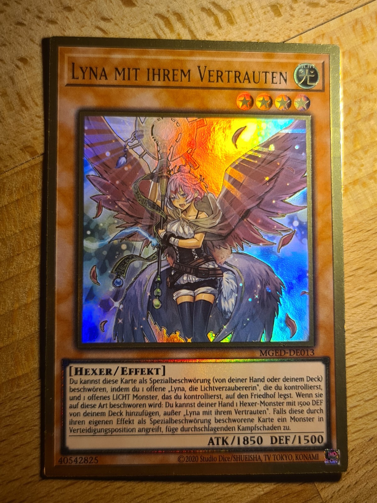 FAMILIAR-POSSESSED - LYNA YUGIOH MGED PREMIUM GOLD RARE GERMAN NM ...