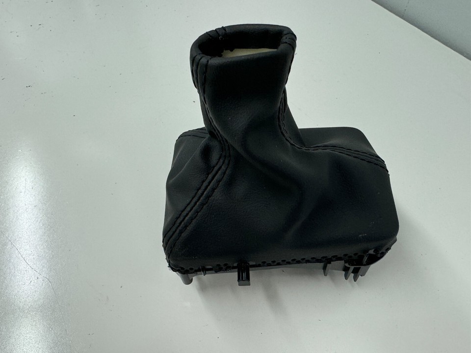 14-18 Volvo S60 V60 XC60 Black Shift Boot 31437876 | eBay