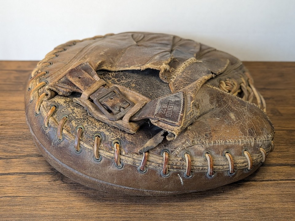 Antique - Pat Mar 22 1910 Goldsmith Leather Baseball Catchers Mitt w ...