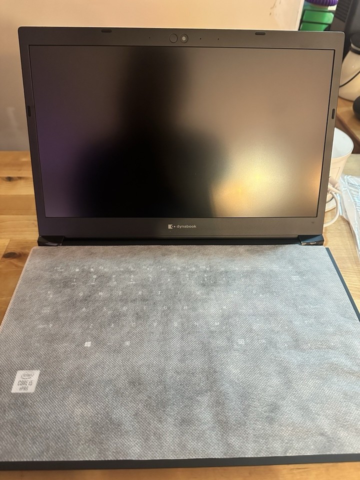 Dynabook Portégé X40-G 14” i5 vPro 8GB RAM 256GB SSD FHD Win11 Pro OPEN ...